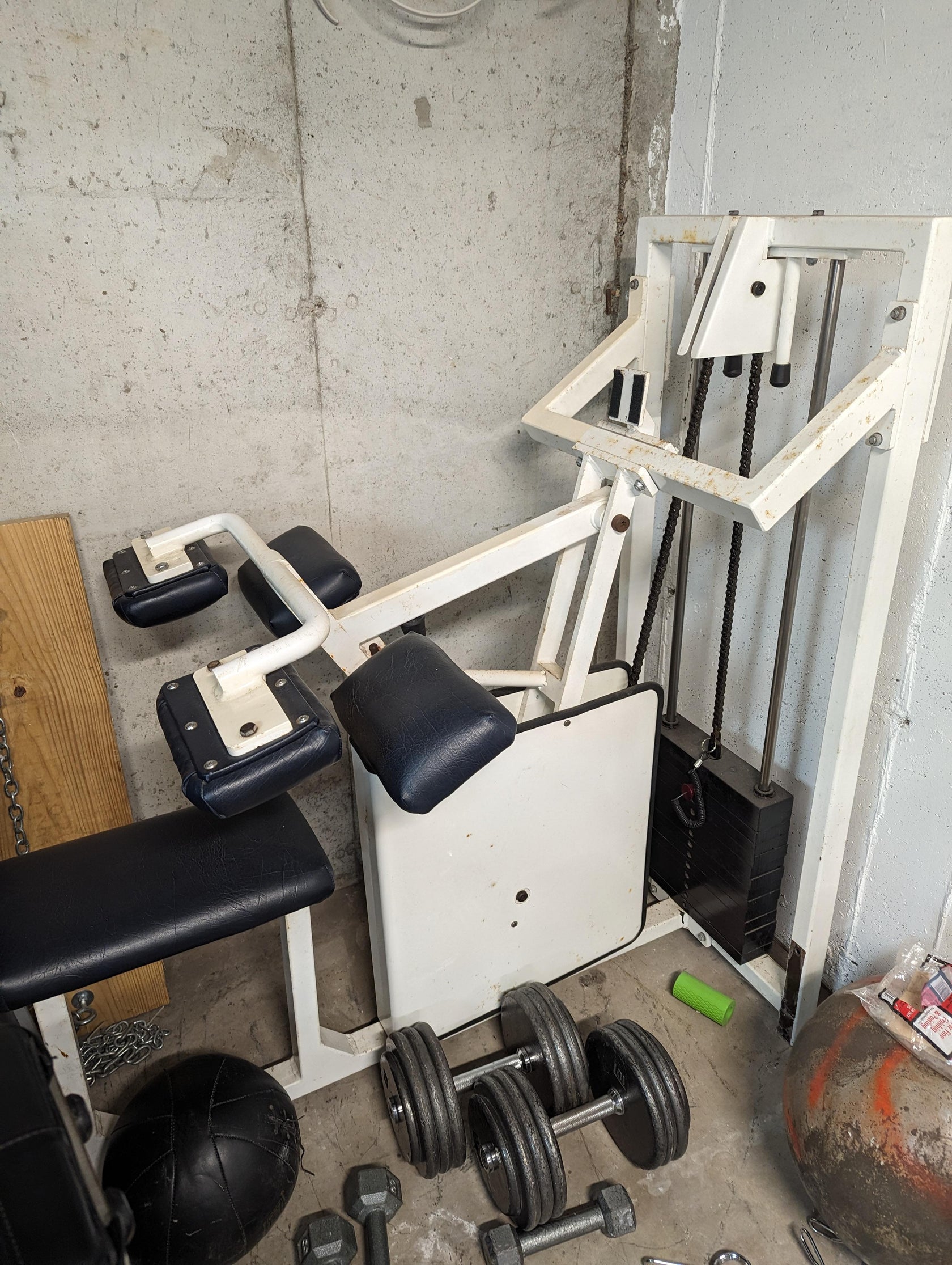 Nautilus 1st Generation Shrug Machine – Stand Firm, LLC